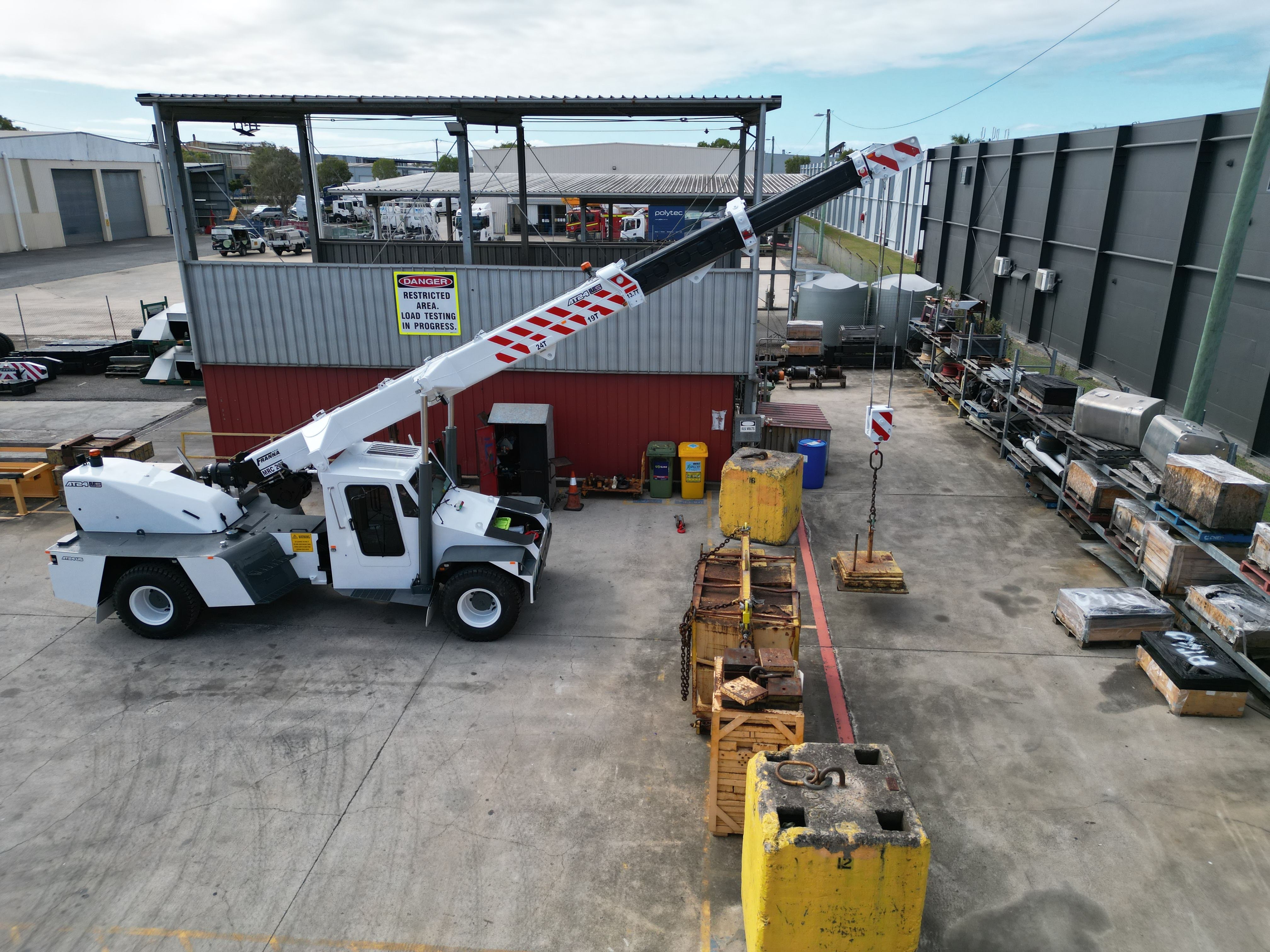 AT24 US Mobile Pick and Carry Crane | Franna - A Terex Brand