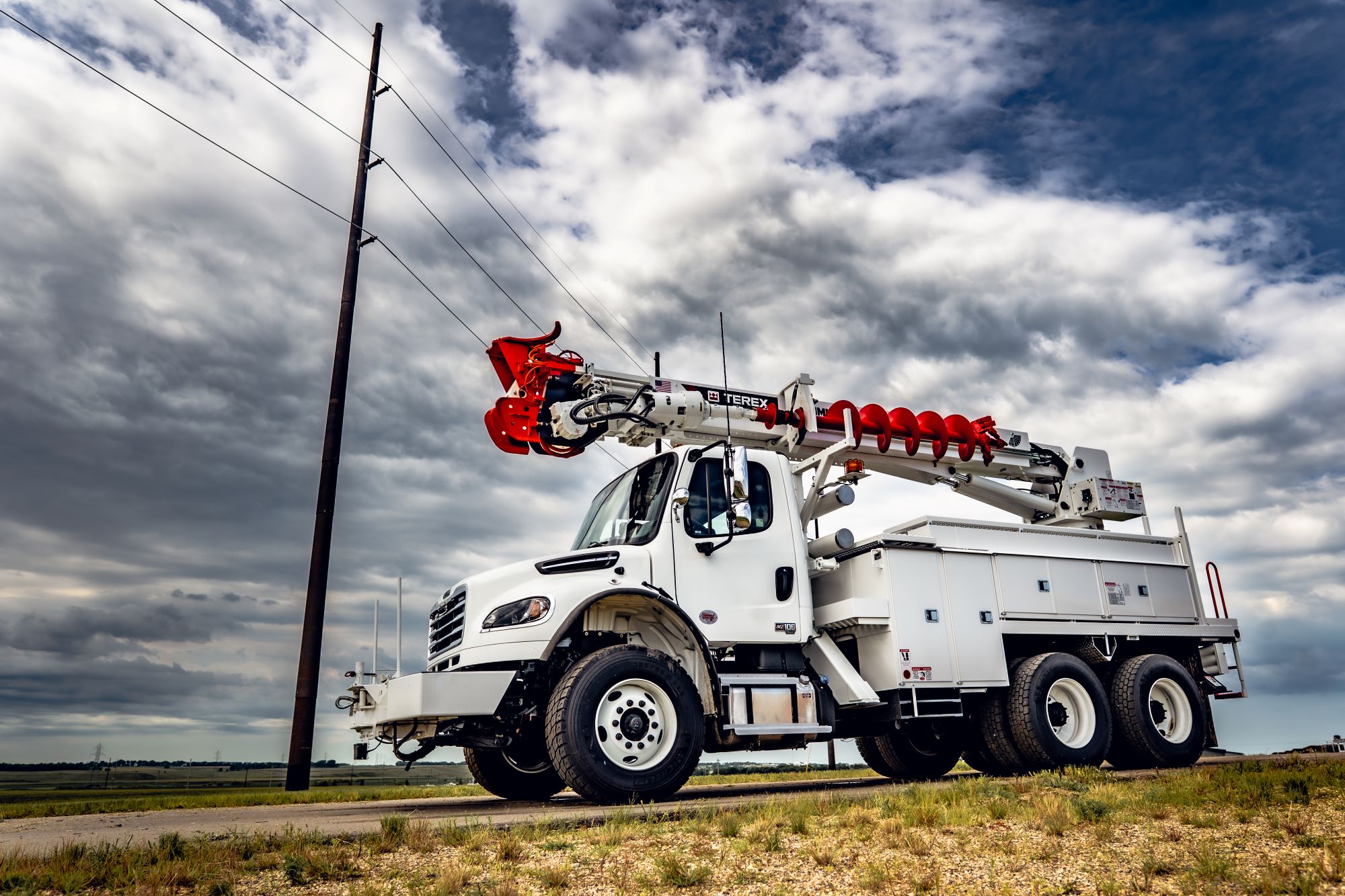 Maximize Digger Derrick Safety and Uptime with Preventative Maintenance